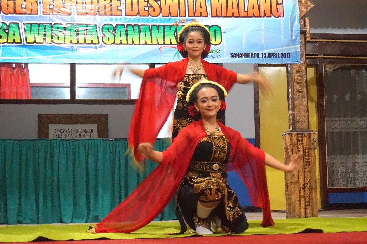 11 Tarian Adat Jawa Timur Yang Terkenal dan Ciri Khasnya - Kabar Wisata