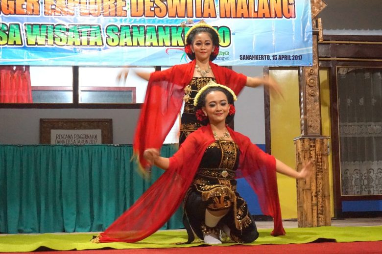 11 Tarian Adat Jawa Timur Yang Terkenal dan Ciri Khasnya - Kabar Wisata